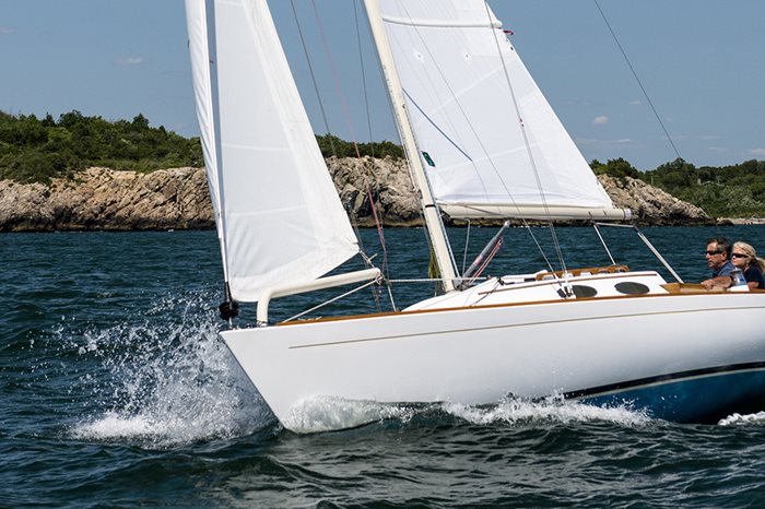 Sail Handling: Headsails - Quantum Sails